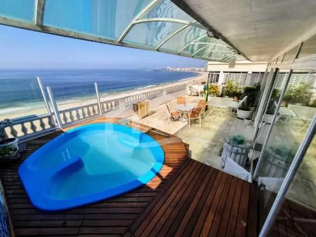 Apartamento para Venda em Rio de Janeiro/RJ Copacabana 4 Quartos