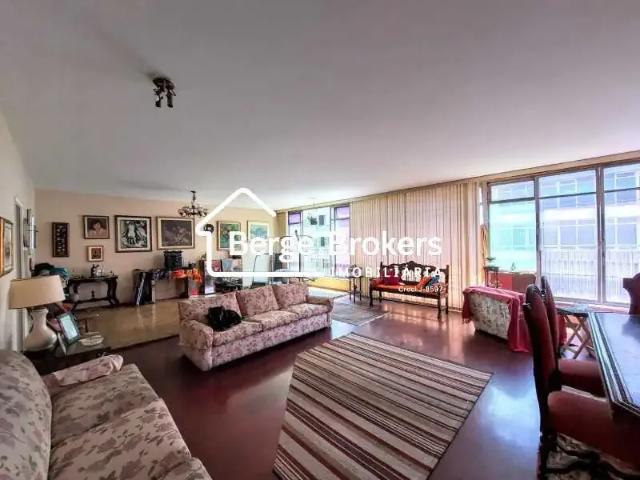 Apartamento para Venda em Rio de Janeiro/RJ Copacabana 4 Quartos