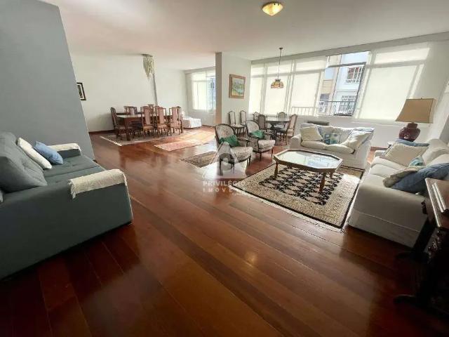 Apartamento para Venda em Rio de Janeiro/RJ Copacabana 4 Quartos