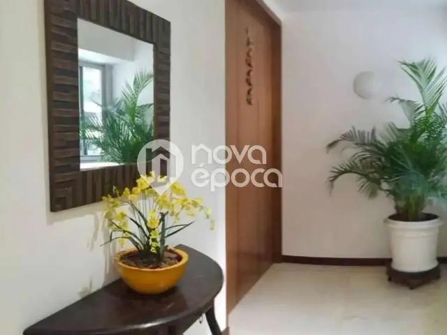 Apartamento para Venda em Rio de Janeiro/RJ Copacabana 4 Quartos