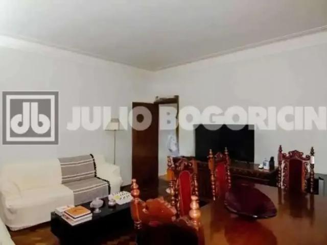 Apartamento para Venda em Rio de Janeiro/RJ Copacabana 4 Quartos
