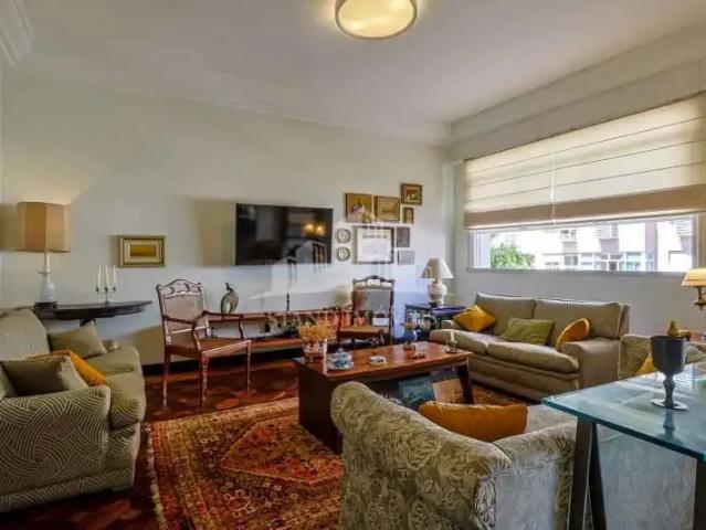 Apartamento para Venda em Rio de Janeiro/RJ Copacabana 4 Quartos