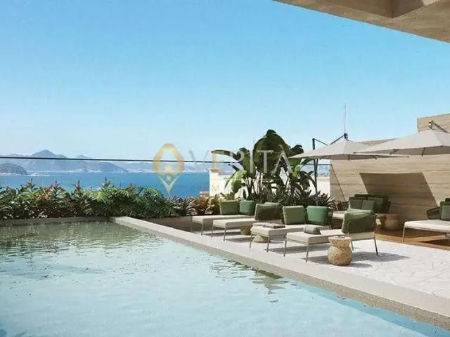Apartamento para Venda em Rio de Janeiro/RJ Copacabana 4 Quartos