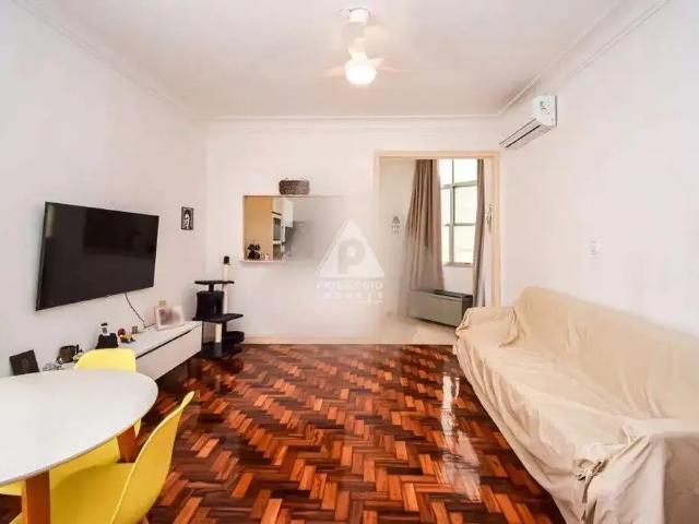 Apartamento para Venda em Rio de Janeiro/RJ Copacabana 4 Quartos