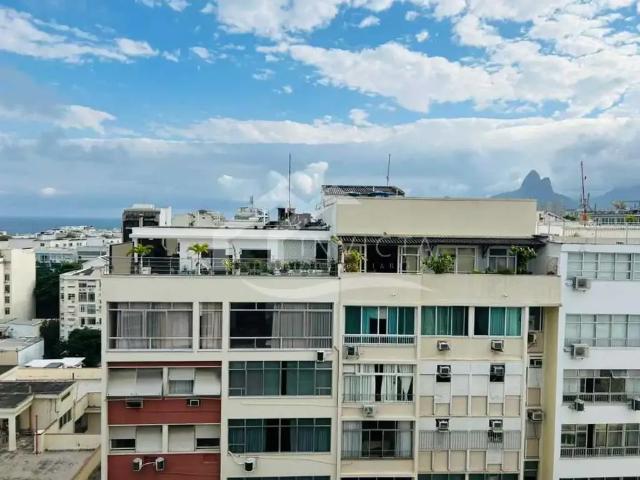 Apartamento para Venda em Rio de Janeiro/RJ Copacabana 4 Quartos