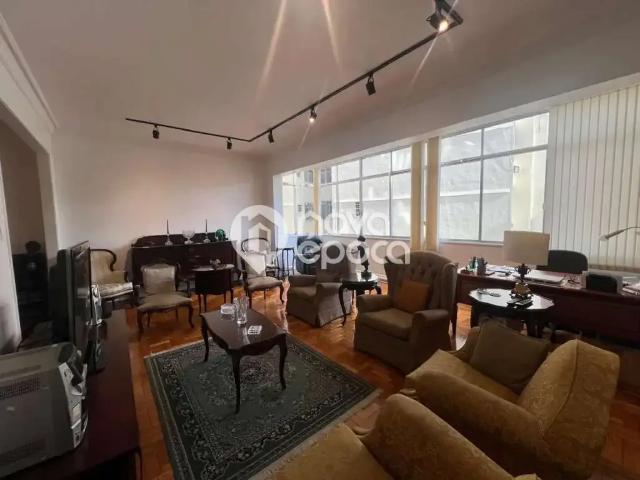 Apartamento para Venda em Rio de Janeiro/RJ Copacabana 4 Quartos