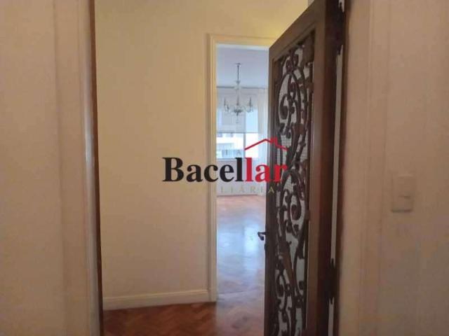 Apartamento para Venda em Rio de Janeiro/RJ Copacabana 4 Quartos