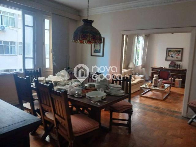 Apartamento para Venda em Rio de Janeiro/RJ Copacabana 4 Quartos