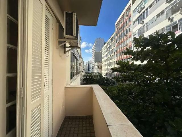 Apartamento para Venda em Rio de Janeiro/RJ Copacabana 4 Quartos