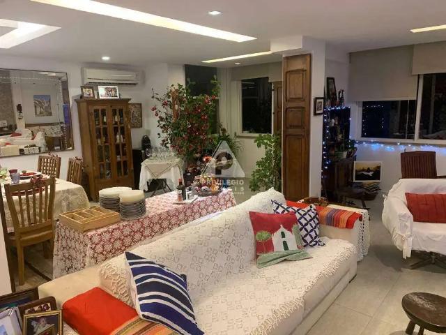 Apartamento para Venda em Rio de Janeiro/RJ Copacabana 4 Quartos
