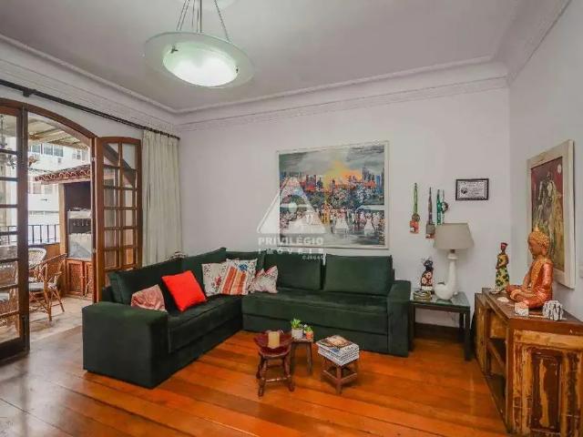 Apartamento para Venda em Rio de Janeiro/RJ Copacabana 4 Quartos