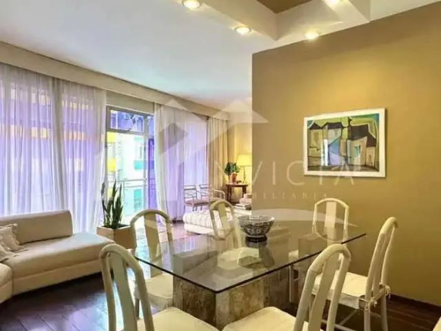 Apartamento para Venda em Rio de Janeiro/RJ Copacabana 4 Quartos