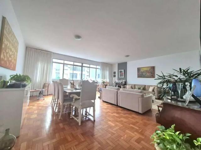 Apartamento para Venda em Rio de Janeiro/RJ Copacabana 4 Quartos