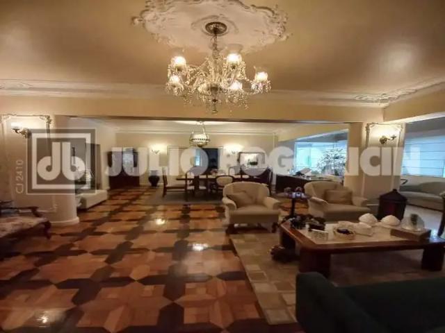 Apartamento para Venda em Rio de Janeiro/RJ Copacabana 4 Quartos