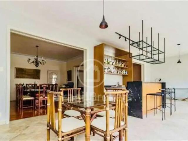 Apartamento para Venda em Rio de Janeiro/RJ Copacabana 4 Quartos