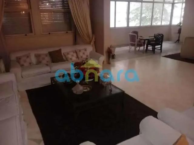 Apartamento para Venda em Rio de Janeiro/RJ Copacabana 4 Quartos