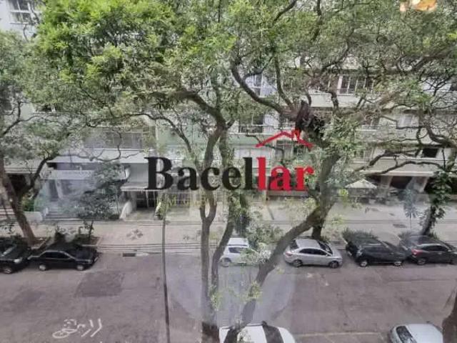 Apartamento para Venda em Rio de Janeiro/RJ Copacabana 4 Quartos