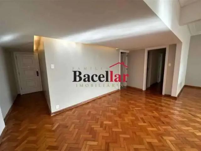 Apartamento para Venda em Rio de Janeiro/RJ Copacabana 4 Quartos