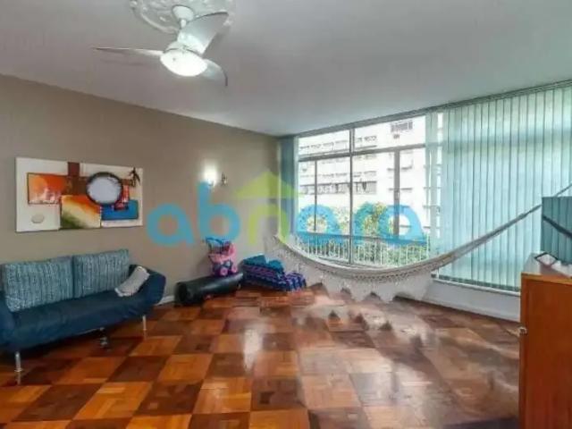 Apartamento para Venda em Rio de Janeiro/RJ Copacabana 4 Quartos