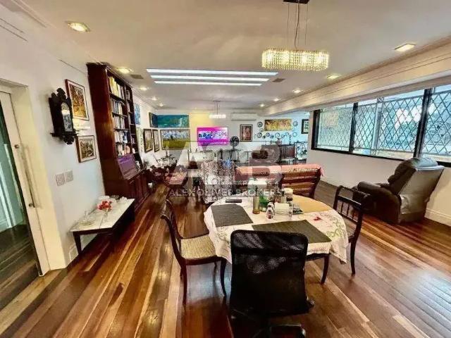 Apartamento para Venda em Rio de Janeiro/RJ Copacabana 4 Quartos