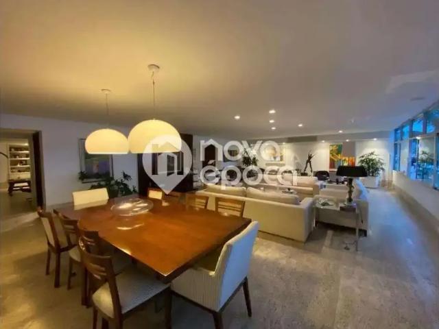 Apartamento para Venda em Rio de Janeiro/RJ Copacabana 4 Quartos