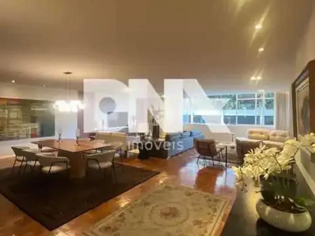 Apartamento para Venda em Rio de Janeiro/RJ Copacabana 4 Quartos