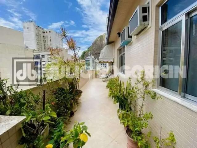 Apartamento para Venda em Rio de Janeiro/RJ Copacabana 4 Quartos