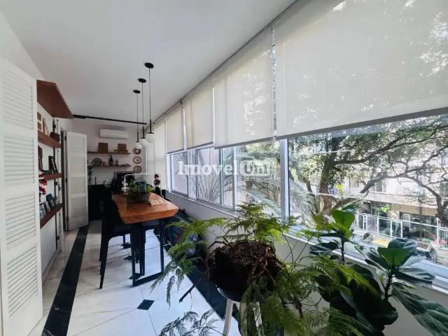 Apartamento para Venda em Rio de Janeiro/RJ Copacabana 4 Quartos