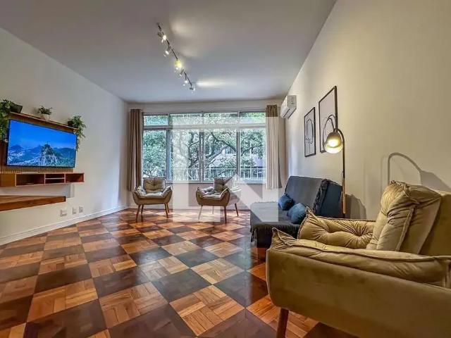 Apartamento para Venda em Rio de Janeiro/RJ Copacabana 4 Quartos