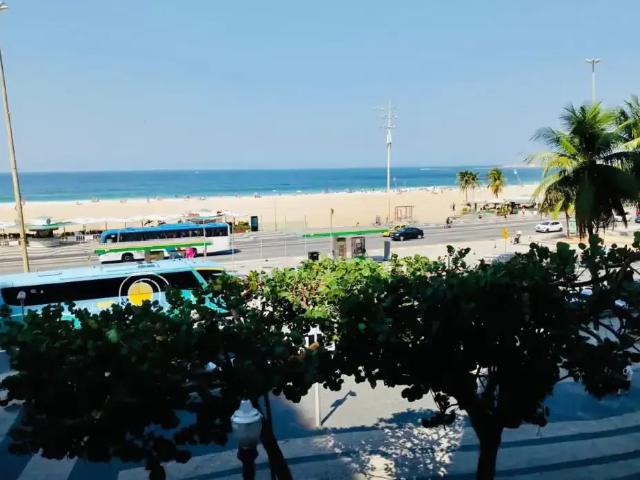 Apartamento para Venda em Rio de Janeiro/RJ Copacabana 4 Quartos