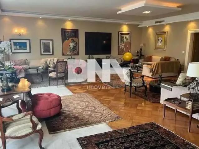 Apartamento para Venda em Rio de Janeiro/RJ Copacabana 4 Quartos