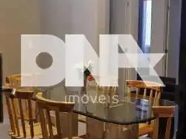 Apartamento para Venda em Rio de Janeiro/RJ Copacabana 4 Quartos