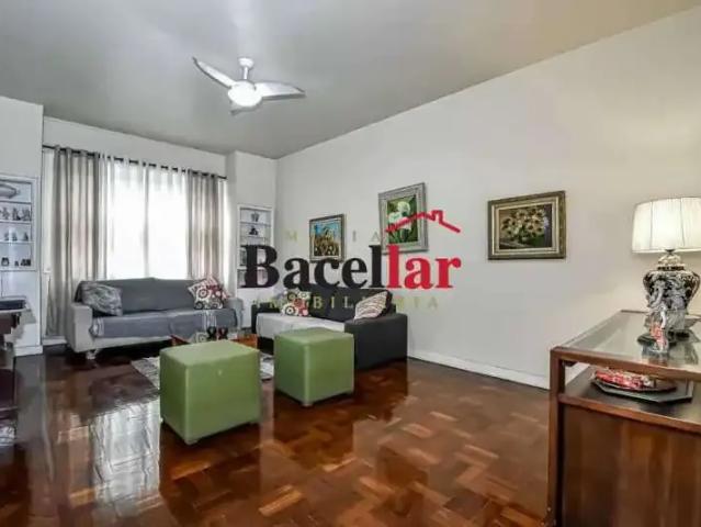 Apartamento para Venda em Rio de Janeiro/RJ Copacabana 4 Quartos