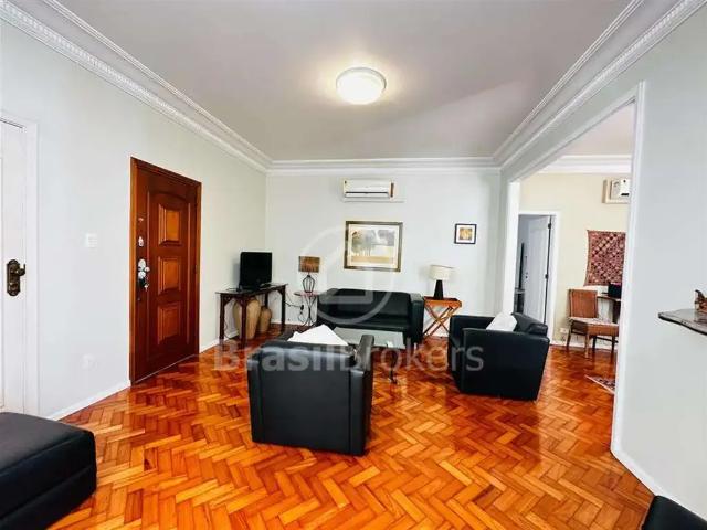Apartamento para Venda em Rio de Janeiro/RJ Copacabana 4 Quartos