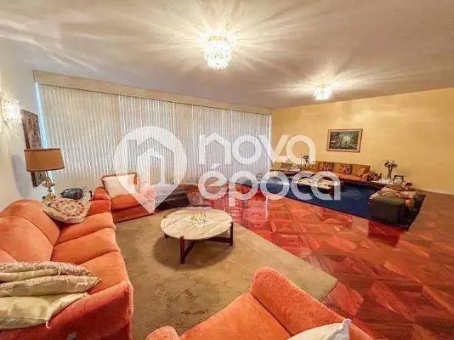 Apartamento para Venda em Rio de Janeiro/RJ Copacabana 4 Quartos