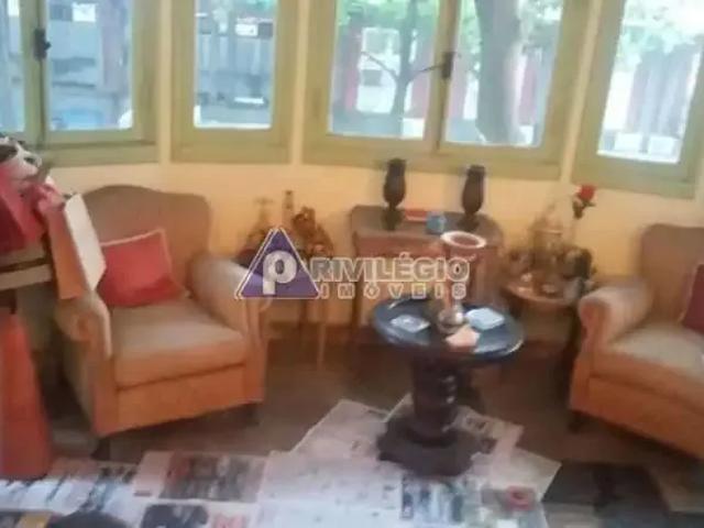 Apartamento para Venda em Rio de Janeiro/RJ Copacabana 4 Quartos