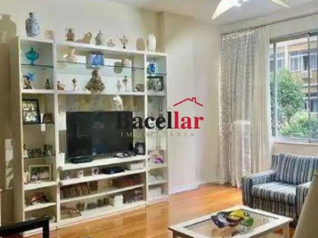 Apartamento para Venda em Rio de Janeiro/RJ Copacabana 4 Quartos