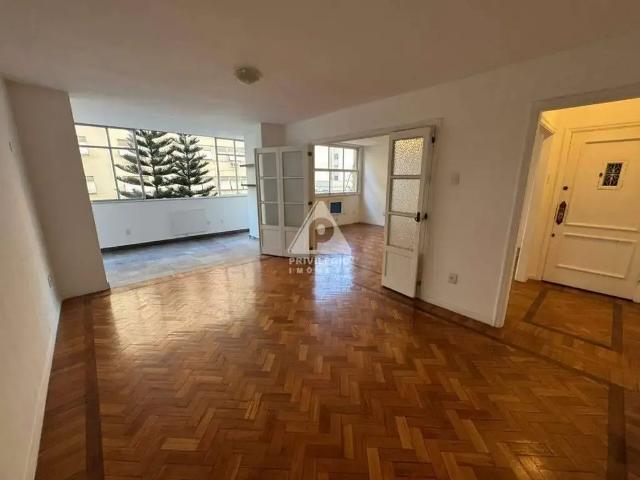 Apartamento para Venda em Rio de Janeiro/RJ Copacabana 4 Quartos