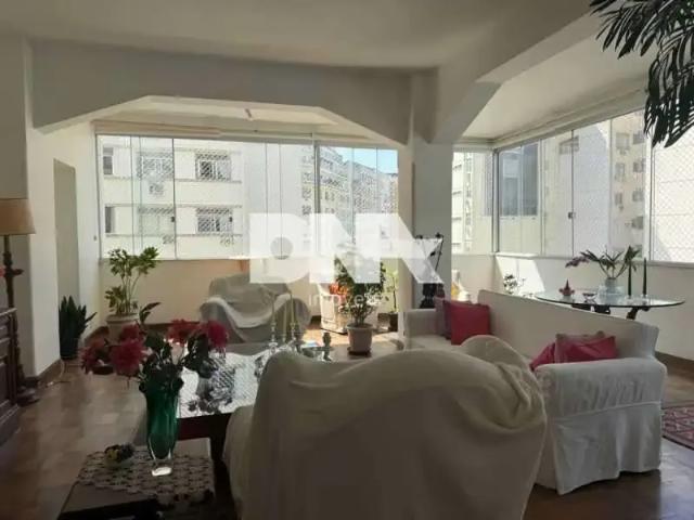 Apartamento para Venda em Rio de Janeiro/RJ Copacabana 4 Quartos