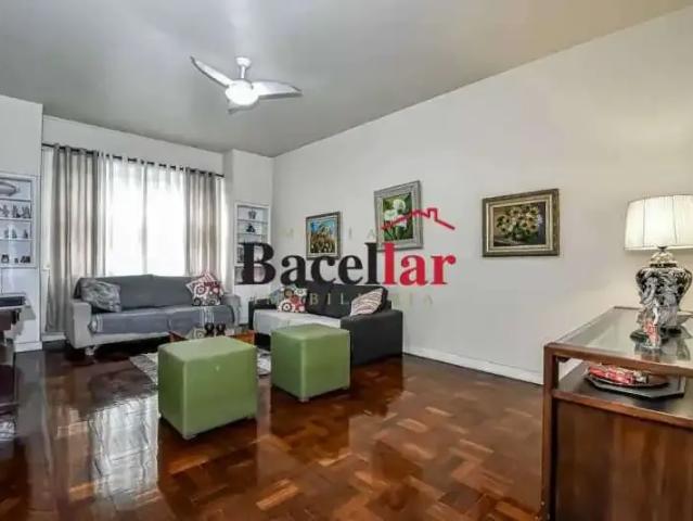 Apartamento para Venda em Rio de Janeiro/RJ Copacabana 4 Quartos