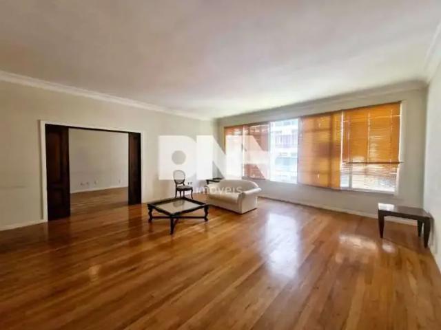 Apartamento para Venda em Rio de Janeiro/RJ Copacabana 4 Quartos