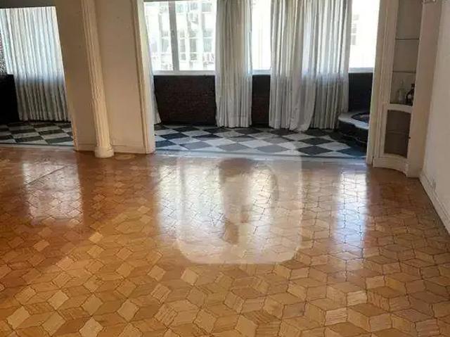 Apartamento para Venda em Rio de Janeiro/RJ Copacabana 4 Quartos