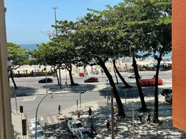 Apartamento para Venda em Rio de Janeiro/RJ Copacabana 4 Quartos