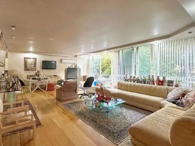 Apartamento para Venda em Rio de Janeiro/RJ Copacabana 4 Quartos