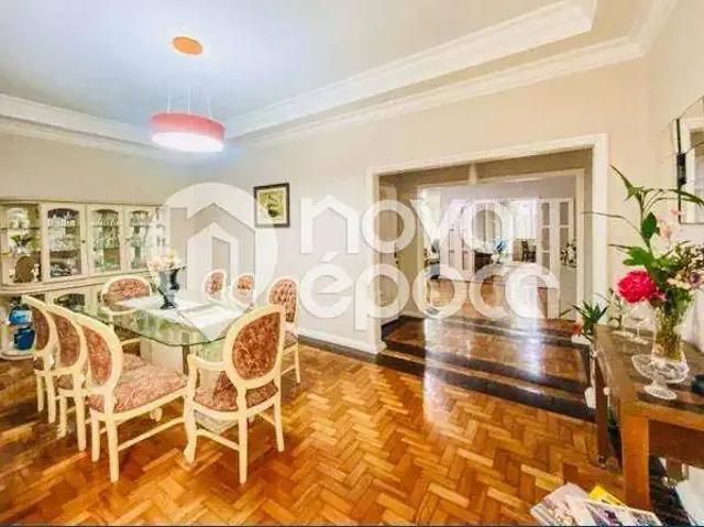 Apartamento para Venda em Rio de Janeiro/RJ Copacabana 4 Quartos