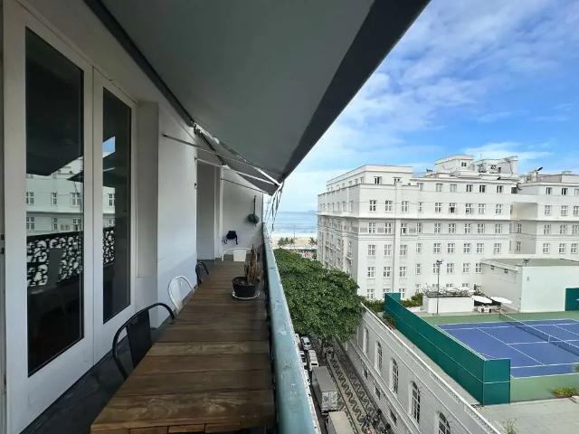 Apartamento para Venda em Rio de Janeiro/RJ Copacabana 4 Quartos