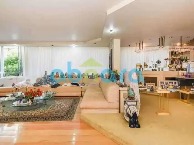 Apartamento para Venda em Rio de Janeiro/RJ Copacabana 4 Quartos