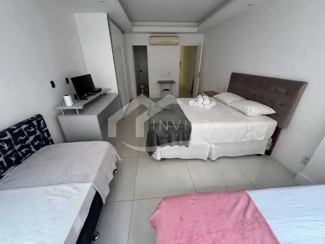 Apartamento para Venda em Rio de Janeiro/RJ Copacabana 4 Quartos