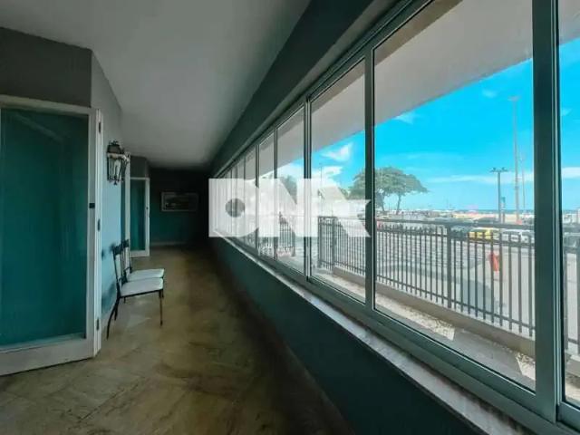 Apartamento para Venda em Rio de Janeiro/RJ Copacabana 5 Quartos