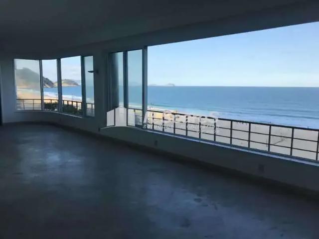 Apartamento para Venda em Rio de Janeiro/RJ Copacabana 5 Quartos